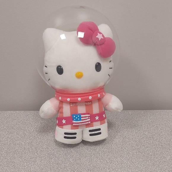Sanrio | Toys | Sanrio Hello Kitty Smithsonian Astronaut Plush 8 223 ...
